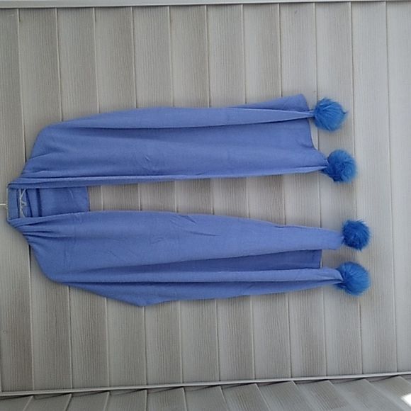 Collections Etc | Accessories | Vintage Scarf With Sky Blue Fur Balls ...